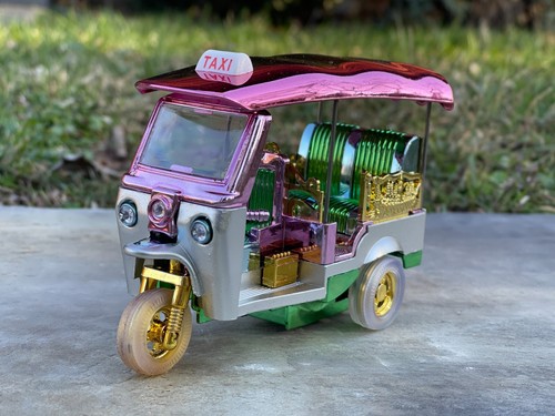 Tuk Tuk Thailand Wind Up 3 Wheel Rickshaw Taxi Thai Souvenir Damaged ...
