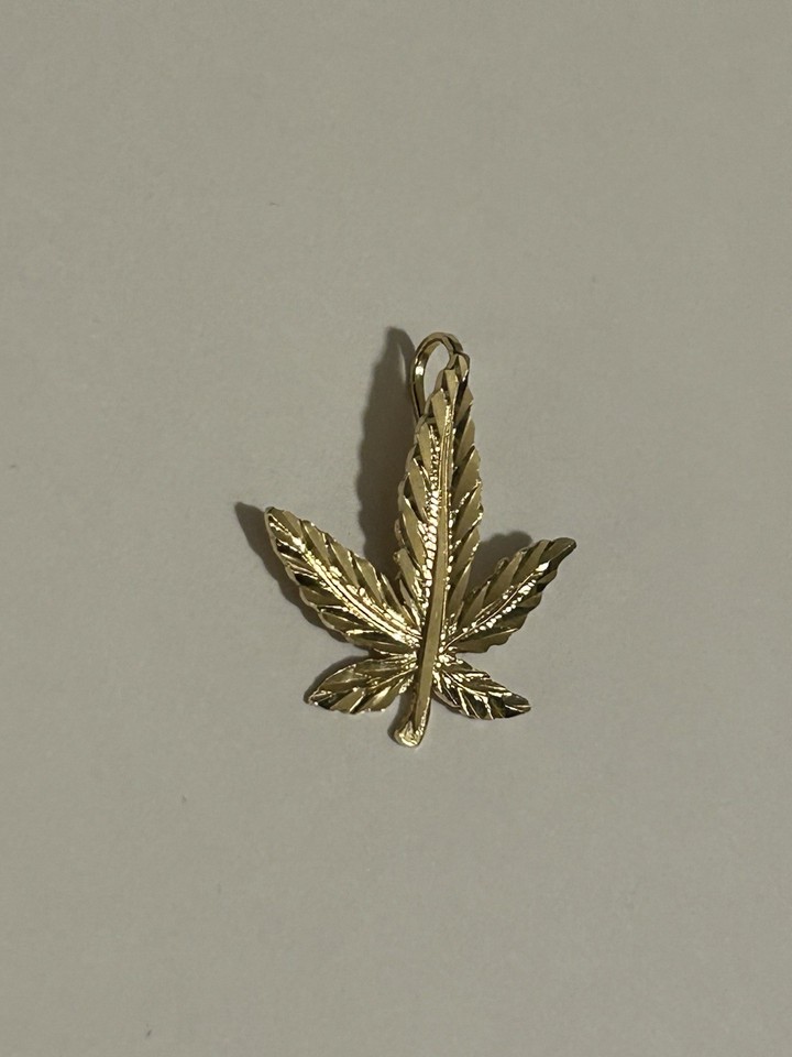 14K Solid Yellow Gold Marijuana Leaf Pendant - Cannabis Weed Pot ...