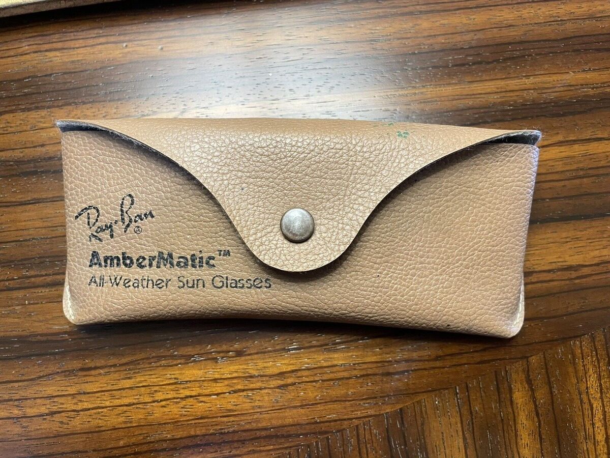B & L RAY-BAN USA ALL-WEATHER AMBERMATIC OUTDOORSMAN II B & L RAY-BAN USA ALL-WEATHER AMBERMATIC OUTDOORSMAN II