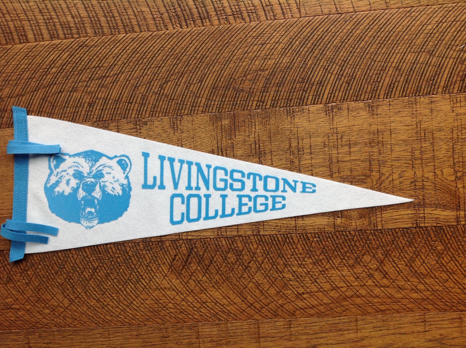HBCU LIVINGSTONE COLLEGE Pennant The Blue Bears of Salisbury, North ...