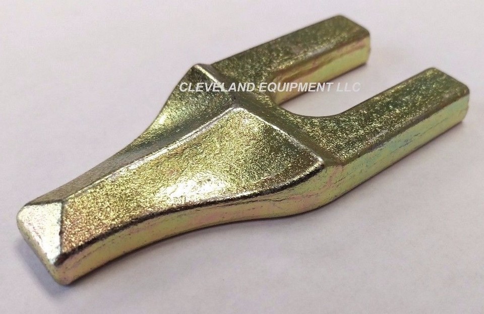 NEW AUGER CHISEL TOOTH SET Carriage Bolt Lock Nut Teeth Bit Bobcat ...