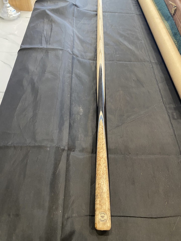 JOHN PARRIS UNIQUE 1 PIECE SNOOKER CUE . 2 YEAR WAIT. STUNNING. BRAND ...