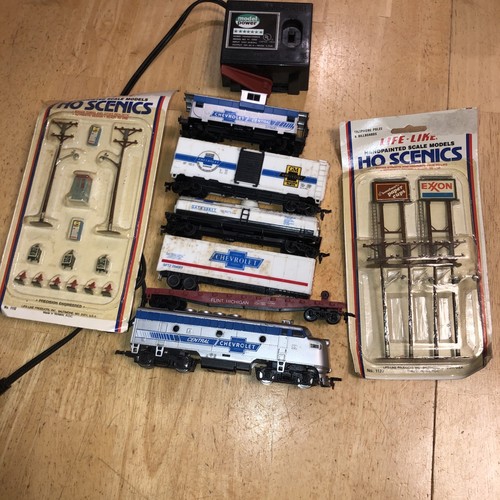 Model Power HO Chevrolet GM Train Set