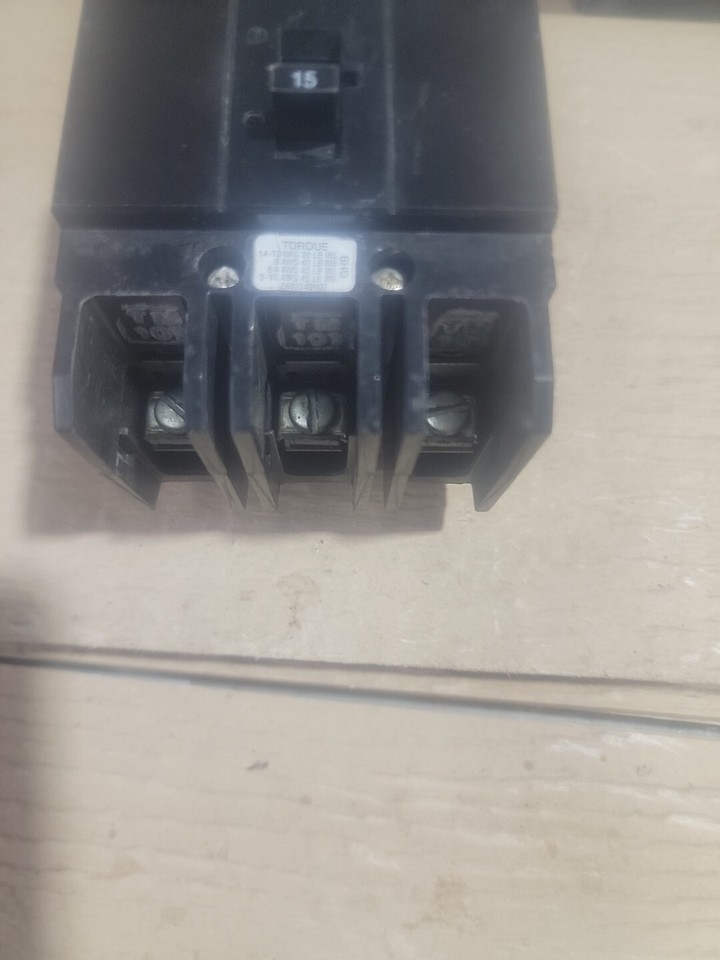 GHB3015 Cutler Hammer 15 Amp Circuit Breaker | eBay