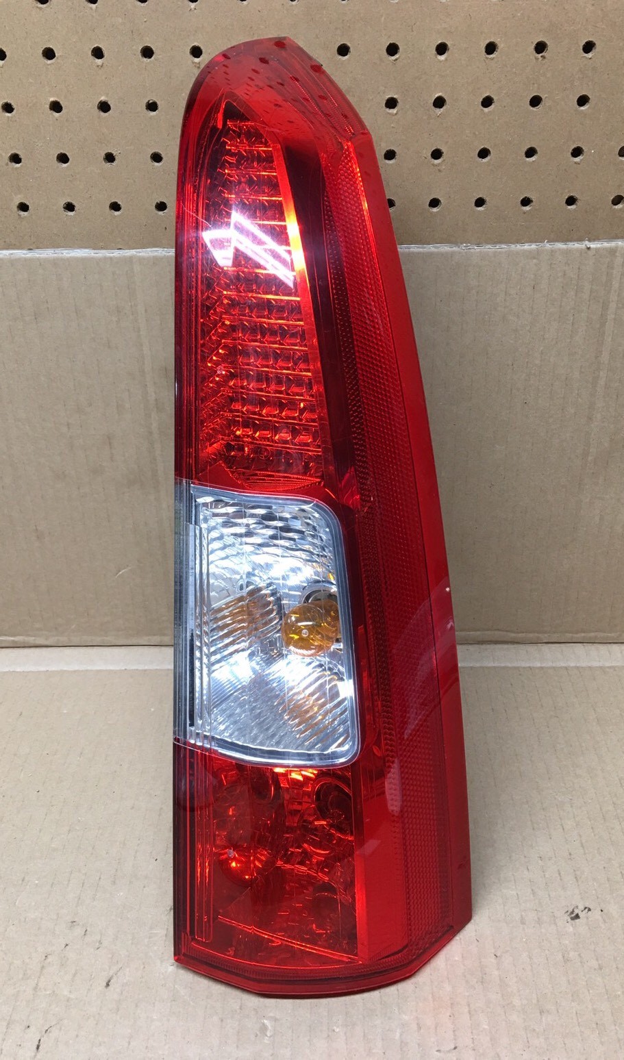 Volvo Tail Light Brake Lamp Taillight 30655375 V70 XC70 OEM Right Rear ...