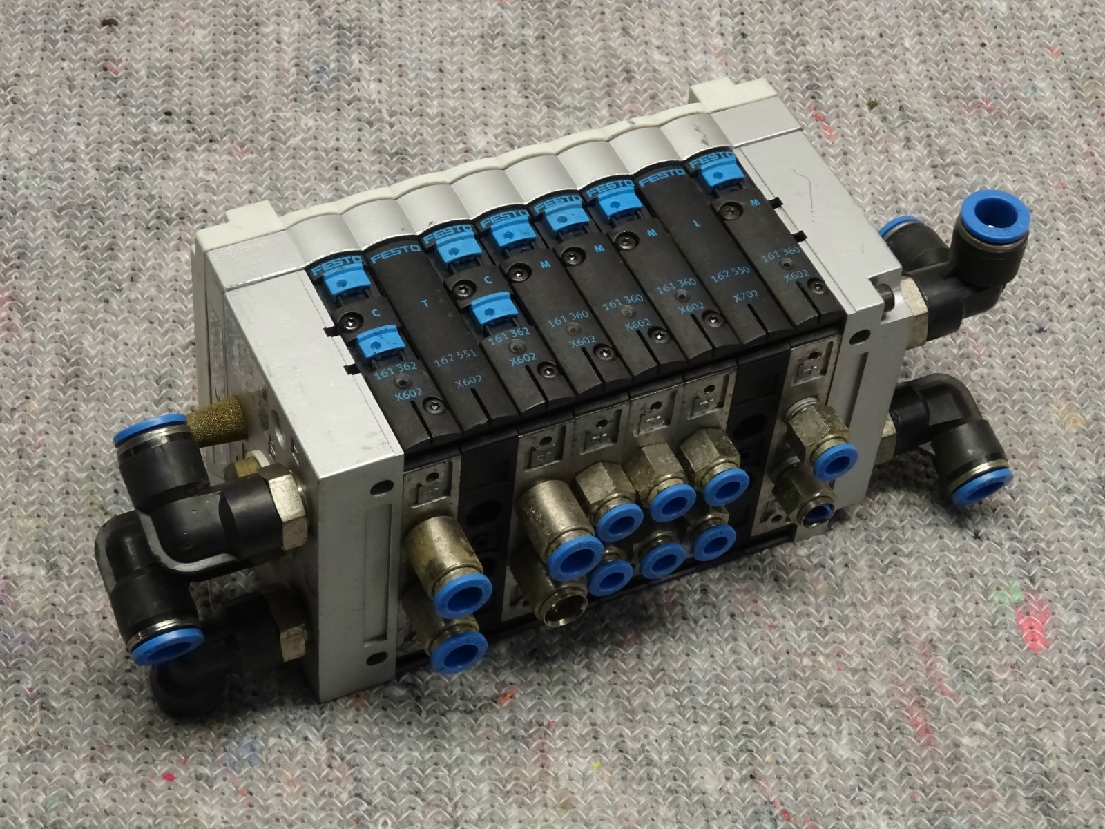 Festo CPV-14-VI 18210 Ventilinsel CPV14-GE-FB-8-CPI 18262 161362 162551 ...