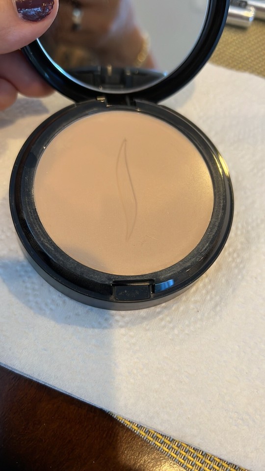 SEPHORA Matte Perfection Powder Foundation Full Size 44 Neutral Almond ...