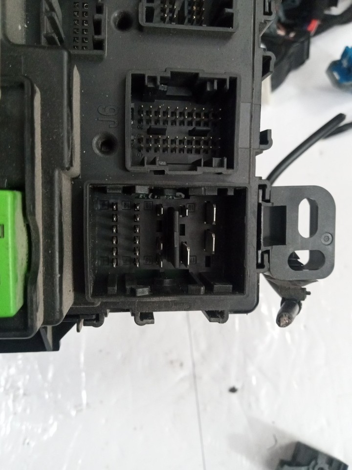 18-20 Ford F150 XL Super Cab BCM Keyless Entry Body Control Module Fuse ...