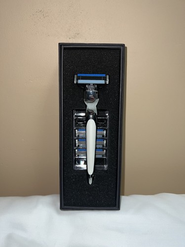 High Quality Affordable 4 Blade Razor Bundle Shave With 1 Handle | eBay