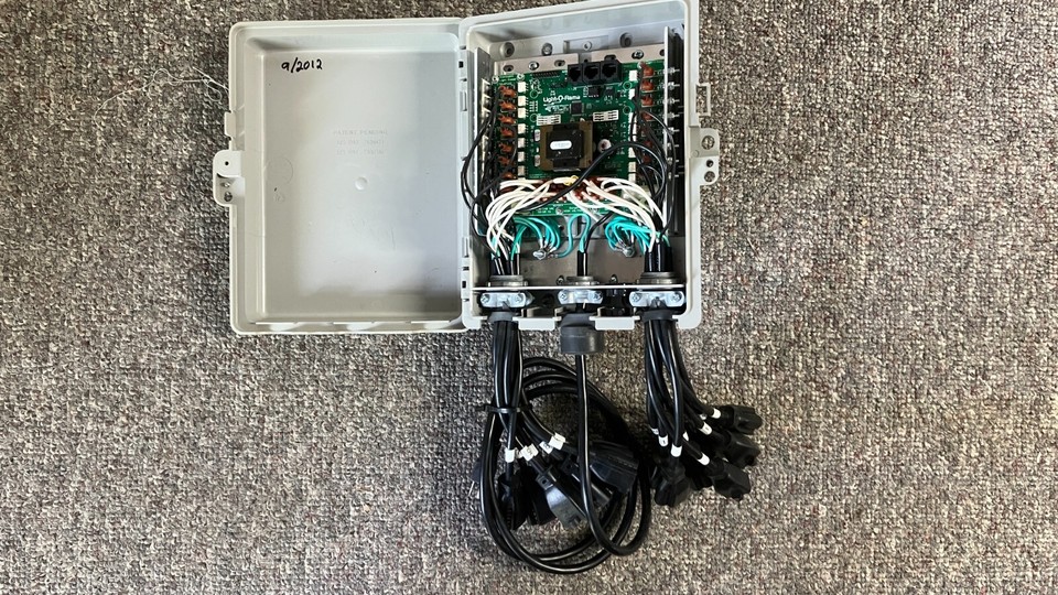 Light-o-rama Controller Residential Series - CTB16PC 16 Channel Light ...