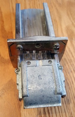 Coin-op Washers & Dryers - Coin Chute