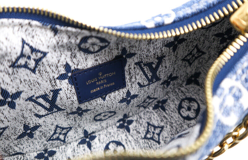 LOUIS VUITTON Chain Shoulder Bag M81166 Loop Denim Monogram LOUIS VUITTON Chain Shoulder Bag M81166 Loop Denim Monogram