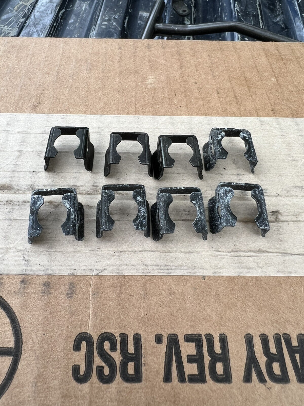 98-02 LS1 LS6 LSX GM Corvette Camaro Fuel Injector Clip Retainer 8 Set ...
