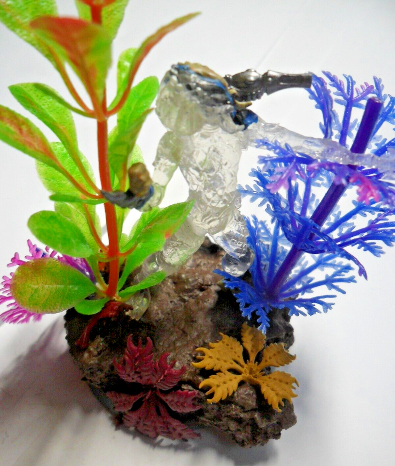 Prodos AVP Aliens vs Predator Kickstarter Cloaked Predator diorama rare ...