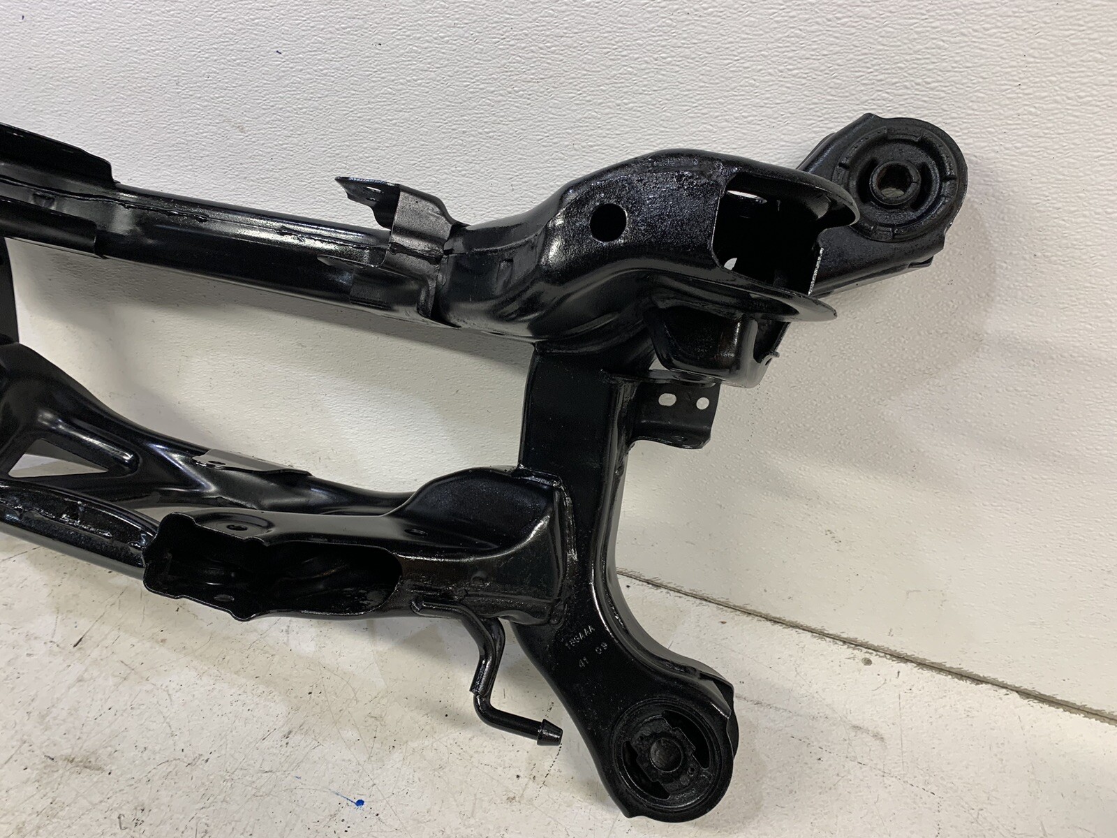 2010-2015 Dodge Journey AWD rear crossmember sub k frame cradle cross ...