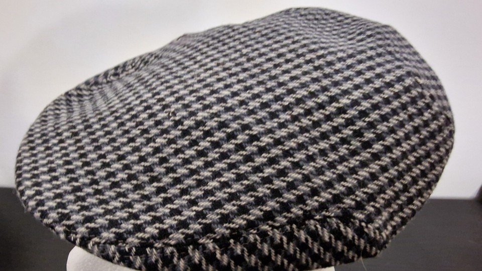 Top Quality Flat Cap. Beautiful Design & Style. See Photos & Descript ...