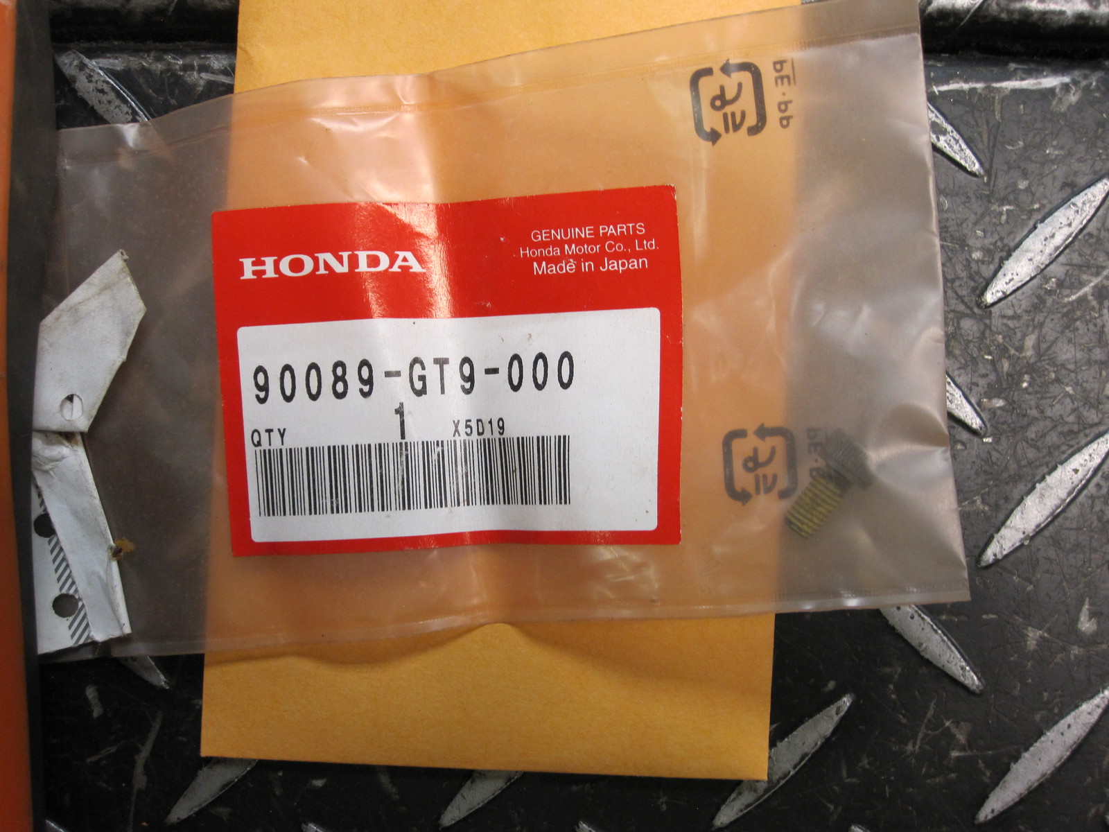 Honda 90089-GT9-000 BOLT, SOCKET (5X10) trx 90 xr 100 crf 80 | eBay