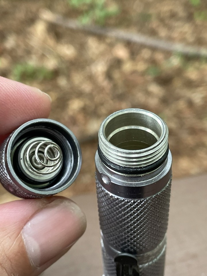 Vintage old school Surefire E2 Executive Tear Drop Flashlight 60 Lumen ...