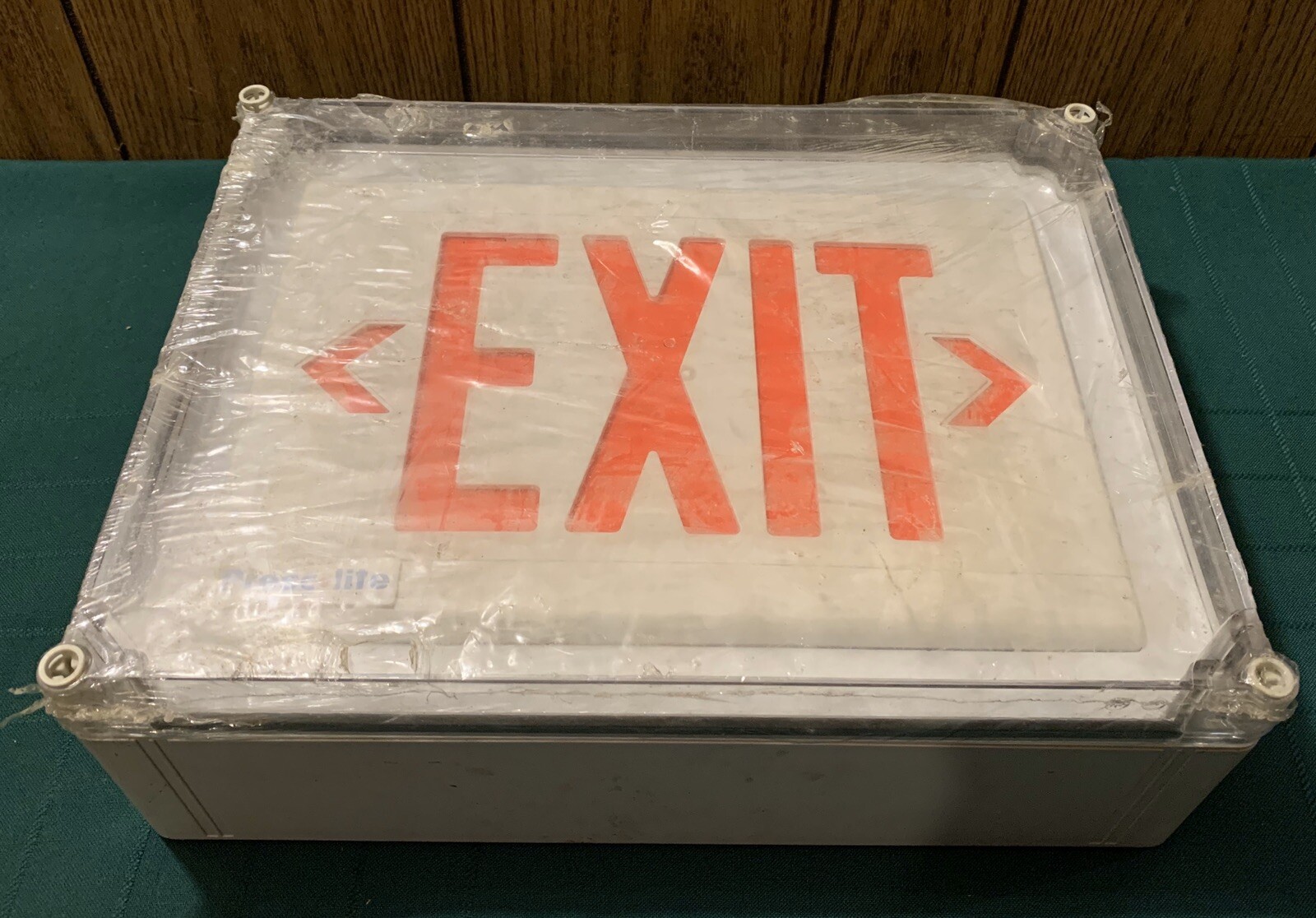 PRESCOLITE PLASTIC BOX ELECTRICAL ELECTRIC WALL HANGING EMERGENCY EXIT ...