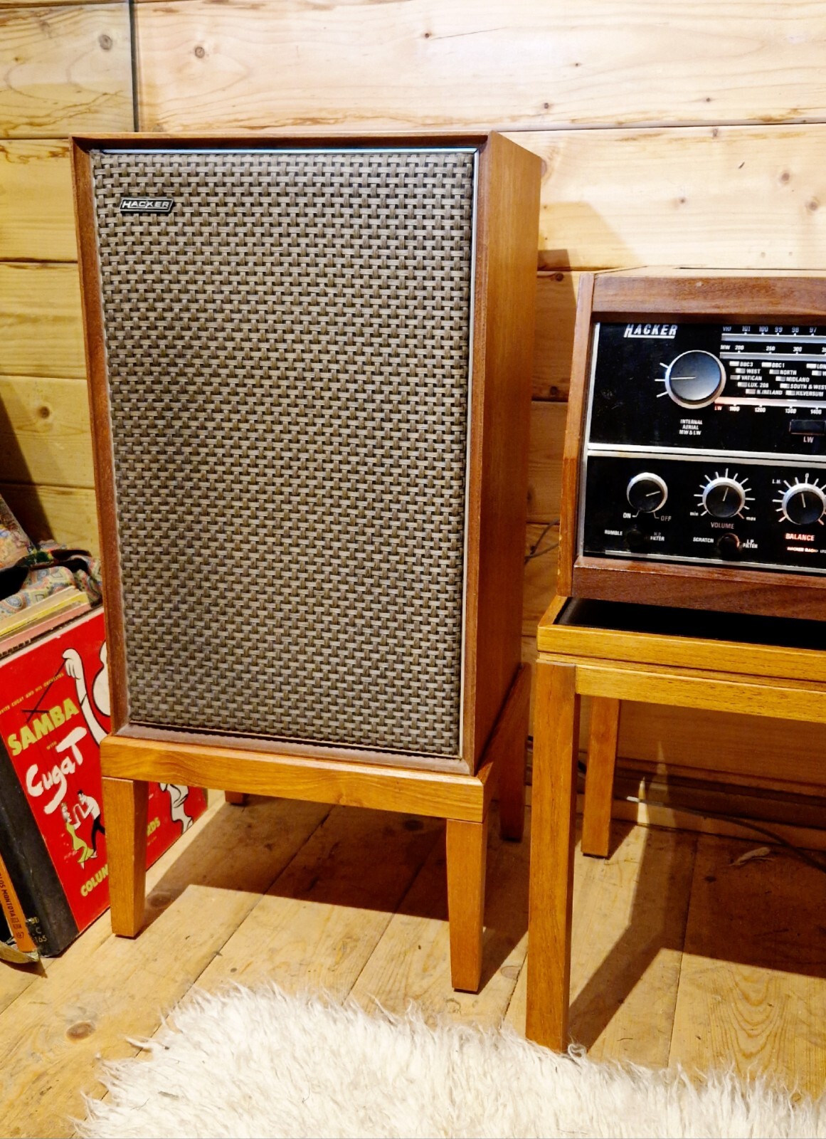 Timewarp vintage Hacker GAR1000 Radiogram Record Player + Teak Stands ...