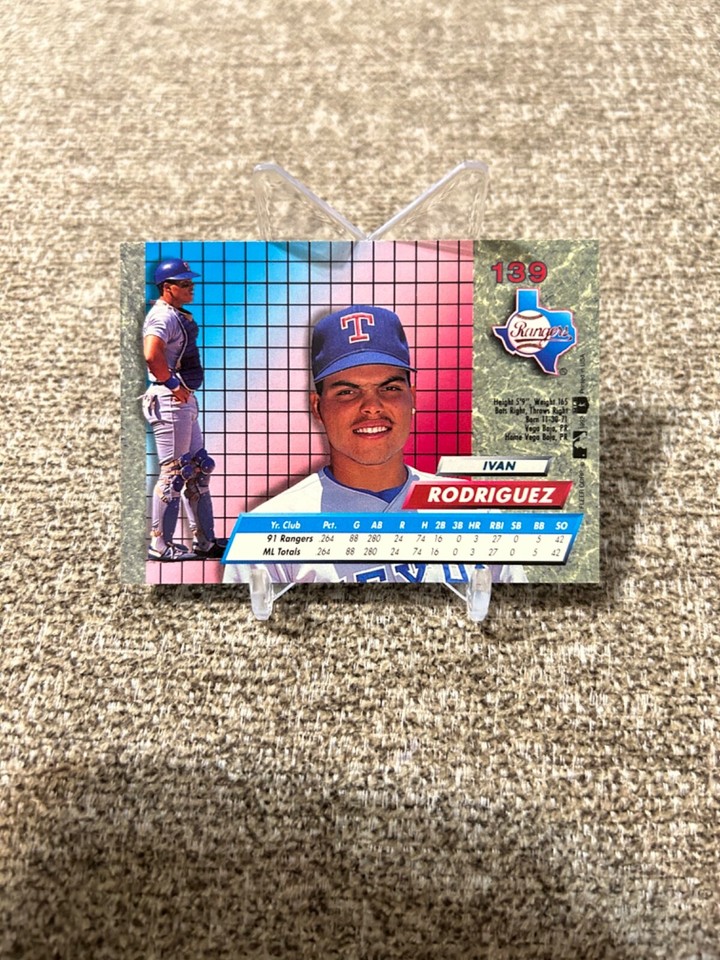 1992 Fleer Ultra #139 Ivan Rodriguez ROOKIE CARD | eBay