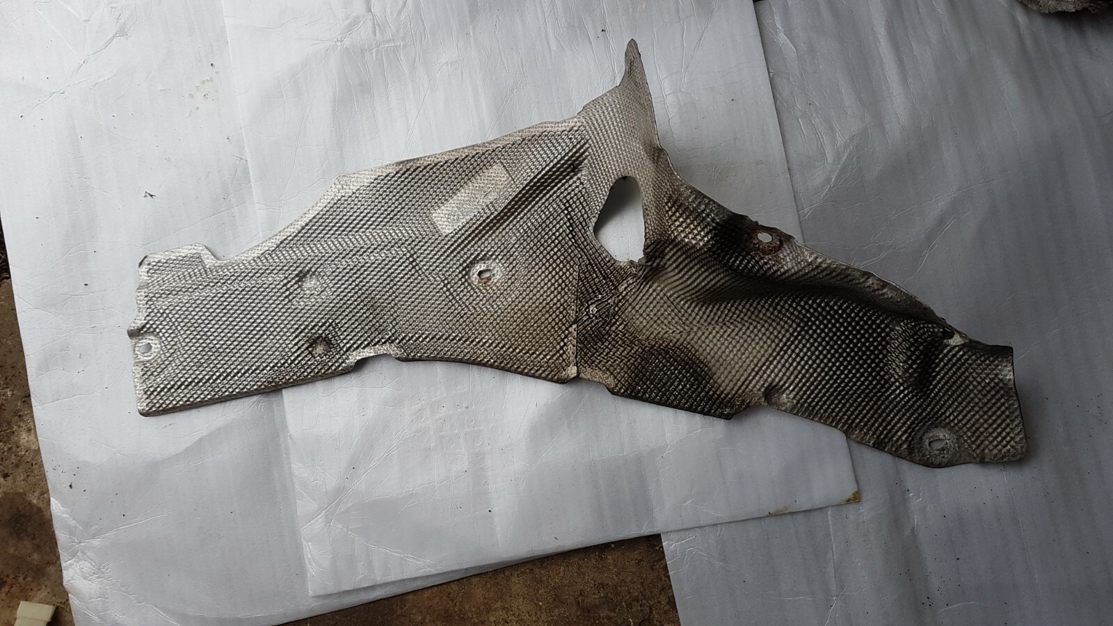 BMW E60 E61 2003-2010 Engine Cover Rust Heat Shield Guard Protection ...