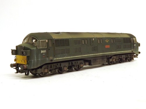 Kernow Model Centre K2607 D600 Warship "Ark Royal" Green Weathered (OO ...