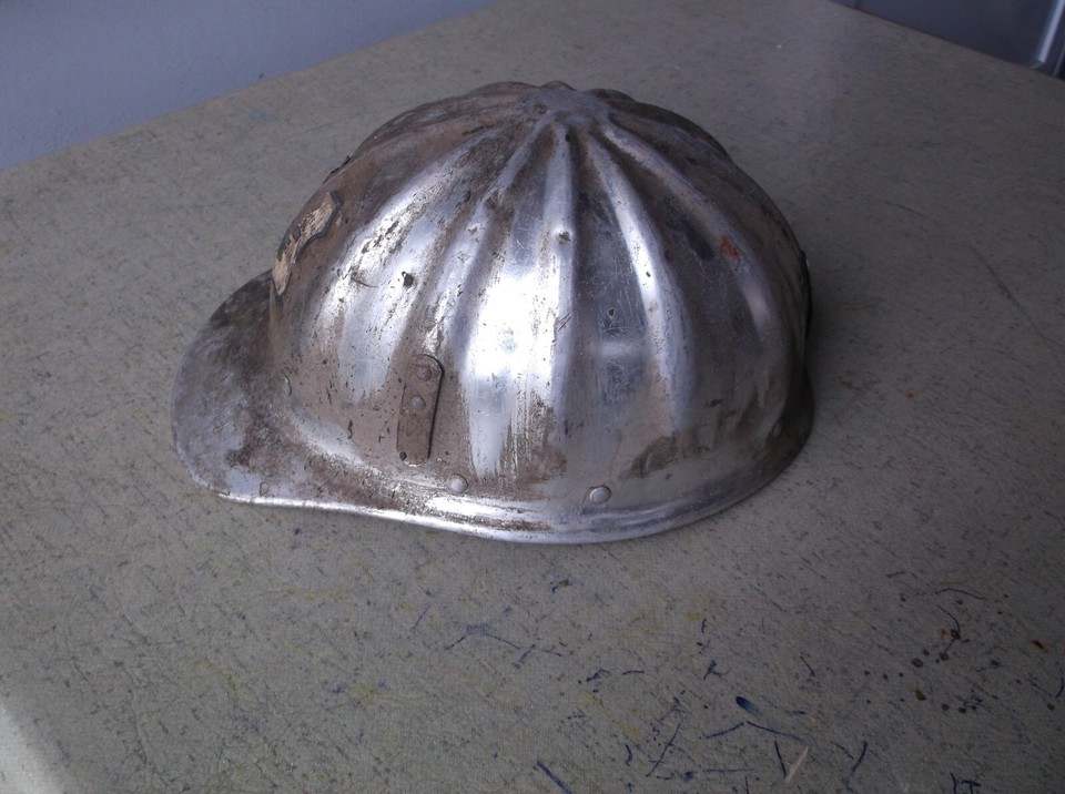VTG FLATHEAD NATIONAL FOREST GOVERNMENT \FRONT BRIM HARD HAT SUPERLITE ...