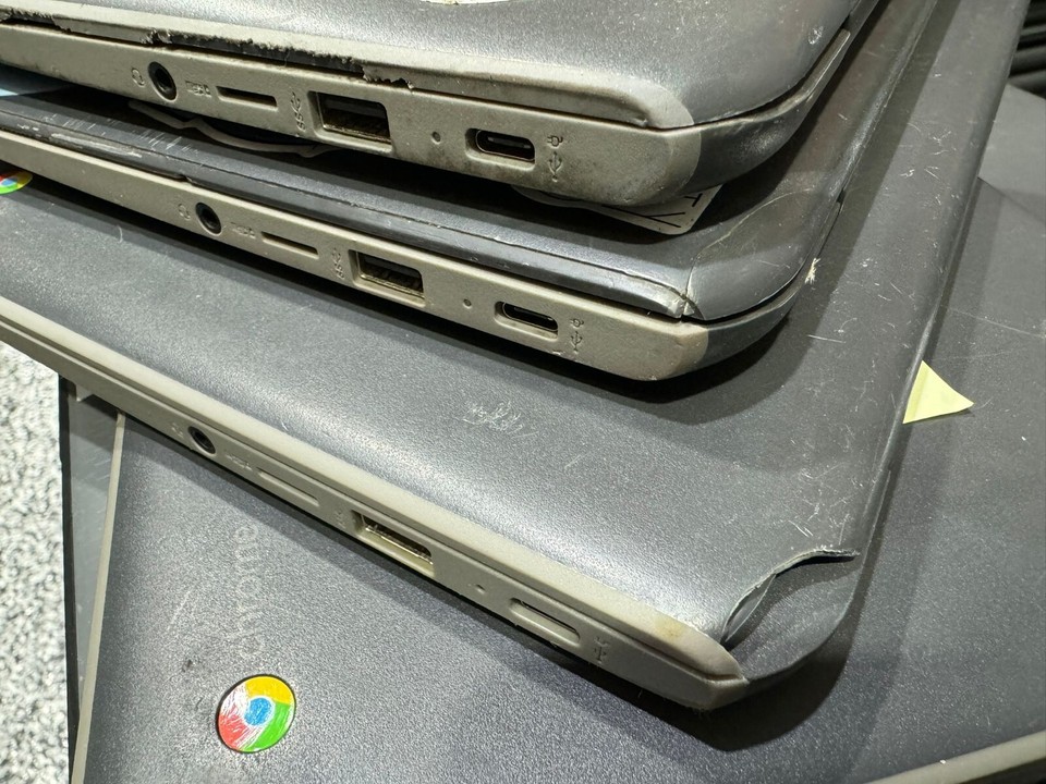 HP 11 G7 11.6 inch Chromebook 4GB 16GB SSD works good . *See ...