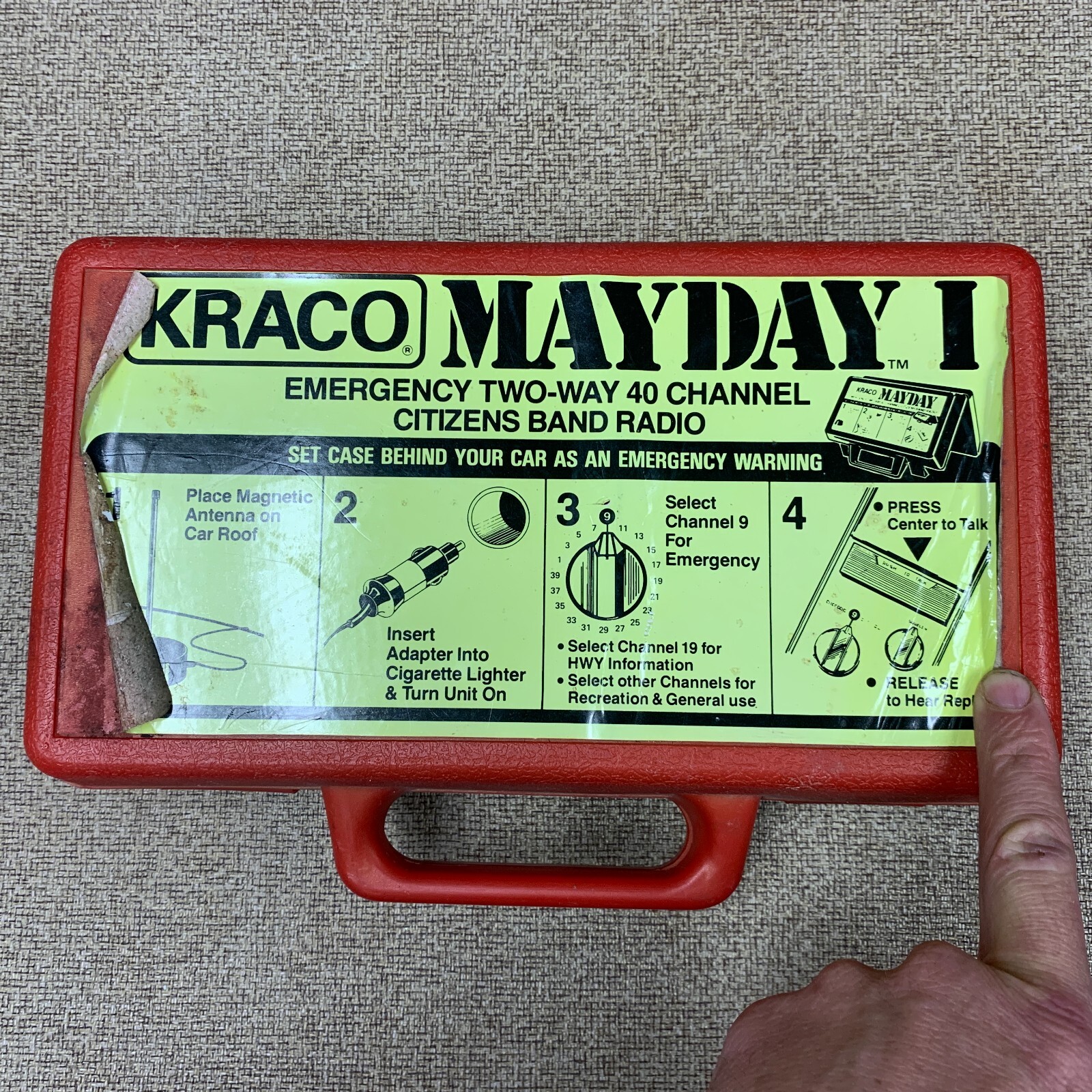 Kraco Mayday 1 Emergency Two-Way 40 Channel CB Radio KCB-4006 Case ...
