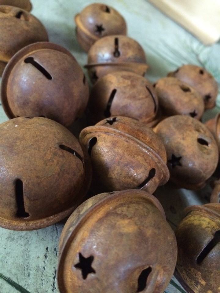 SET/12 JINGLE BELLS 1.5" 1 1/2 in Primitive Rusty Tin 38-40mm Christmas ...