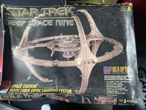 Star Trek Deep Space Nine Station 16" Model Kit 1996 AMT/ERTL DS9 | eBay UK