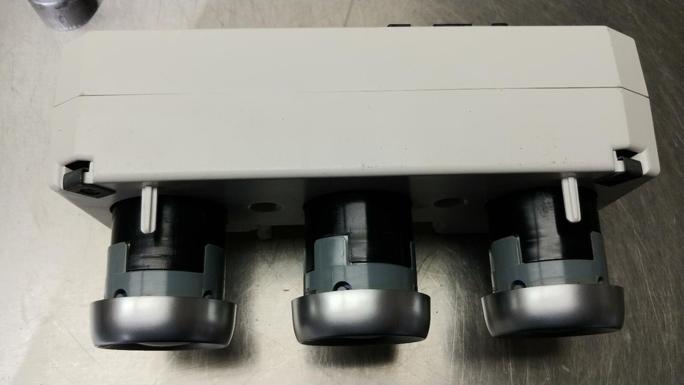 WORN 2003-2006 Chevrolet SSR OEM A/C Heater Climate Control Switch w ...
