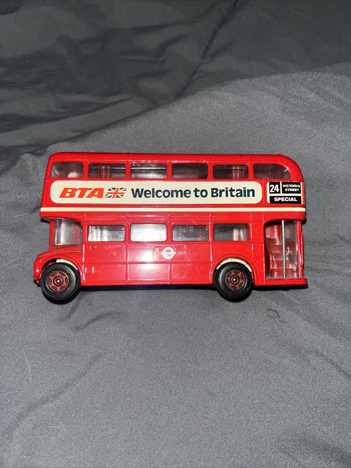 CORGI London Transport Red Double Decker Bus BTA Welcome to Britain (1 ...