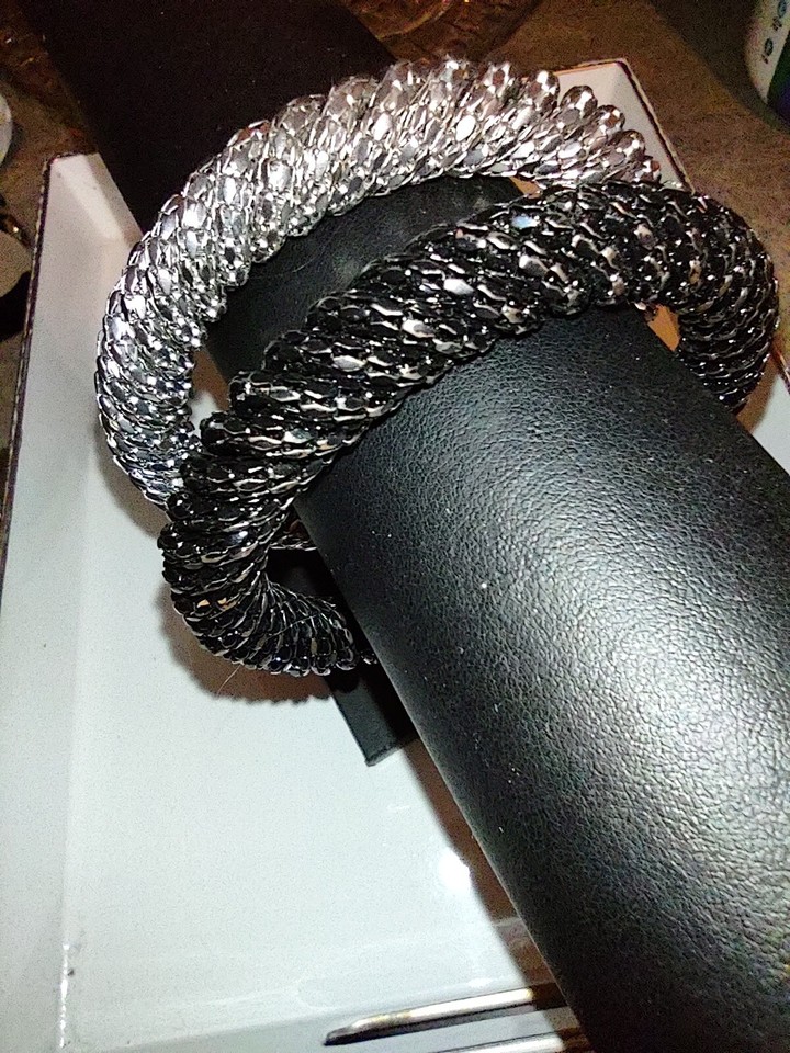 Two Bracelets Metal Braided Fashion Burlesque Woven Silver and Black ...