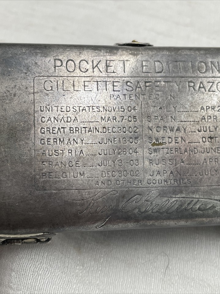 King Gillette Silver Plated Metal Safety Razor Box Pocket Edition Case ...