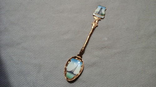 Vintage! Mockba Moscow Gold Tone/Enamel Collector/Souvenier Sail Boat 5 ...