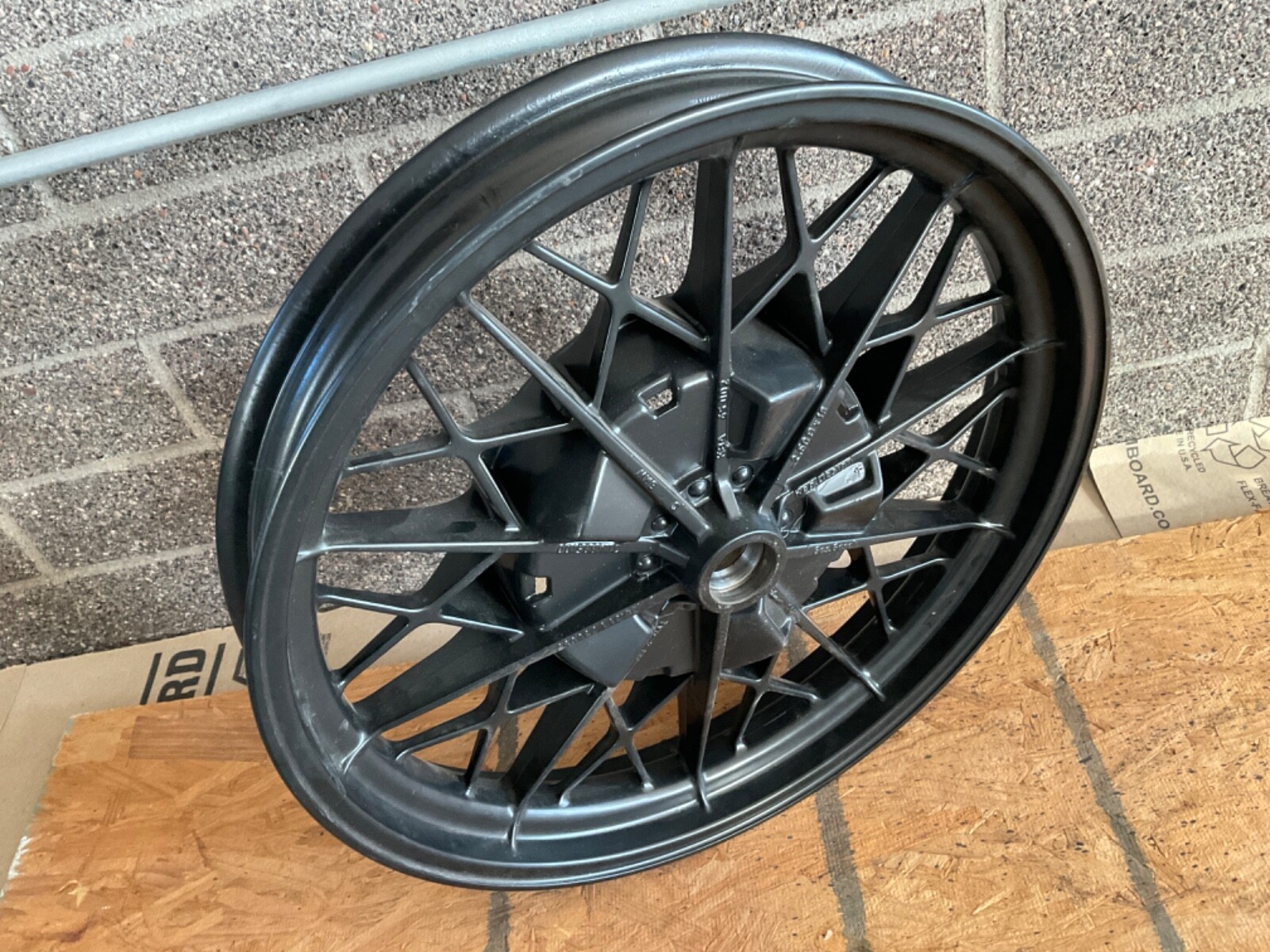 BMW Airhead R80 R100 18" Rear Snowflake Wheel Drum Brakes New Dogs ...