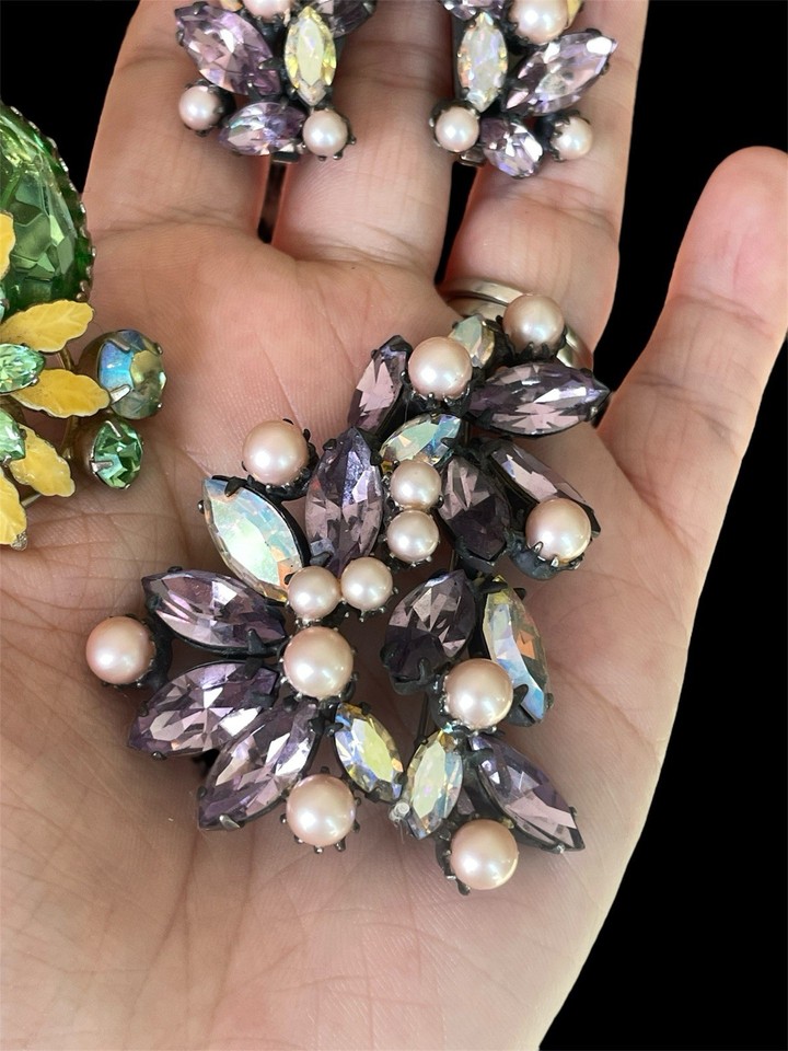 Regency Brooch& Earrings Set Lot Lavender Green Rhinestone Faux Pearls ...