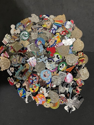 Disney-LOT OF 200 RANDOM Cast Lanyard PINS | eBay