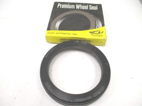 APB10045887 NEW GENUINE PACCAR REAR WHEEL SEAL CONMET 10045887 | eBay
