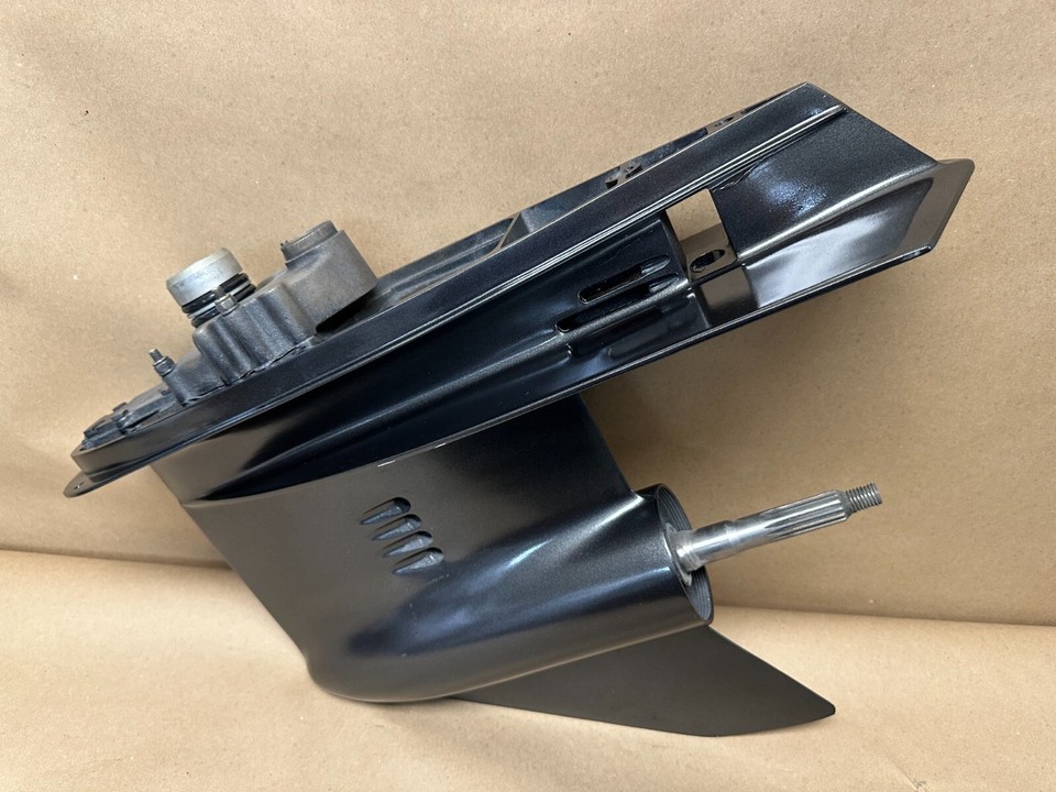 Clean Used OEM 1986-1989 OMC Cobra 4-CYL 2.3/3.0L Lower Unit Sterndrive ...