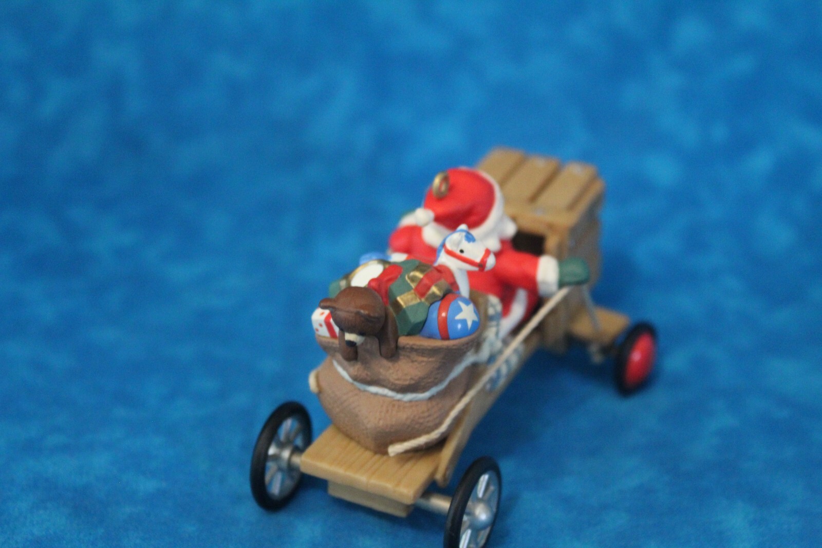 Hallmark The Clause-Mobile Here Comes Santa Ornament | eBay