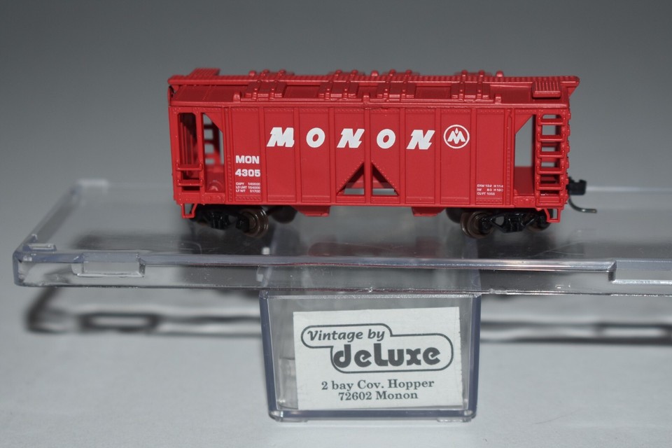N Scale Deluxe Monon 33' Twin Bay Covered Hopper 4305 C46838 | eBay