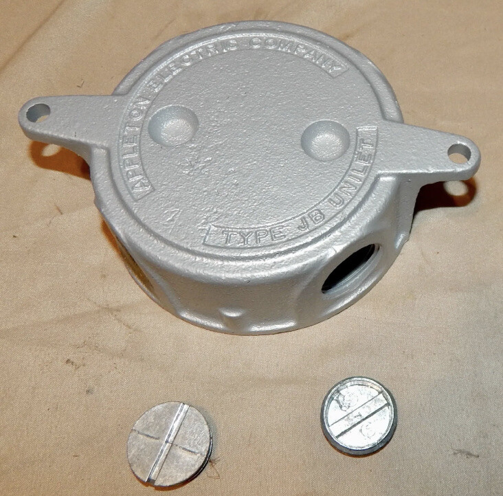 Appleton Type JB Unilet Conduit Outlet 4 1/2" Round 4 1" Outlet Holes ...