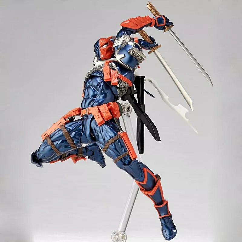Articulated Deathstroke Figurine Revoltech Amazing Collection 16 Cm | eBay