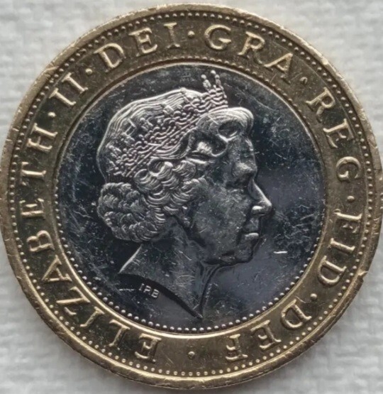 RARE £2 COIN 2015 WITH MINTING ERROR DEFECT SUPER RARE COIN | eBay UK