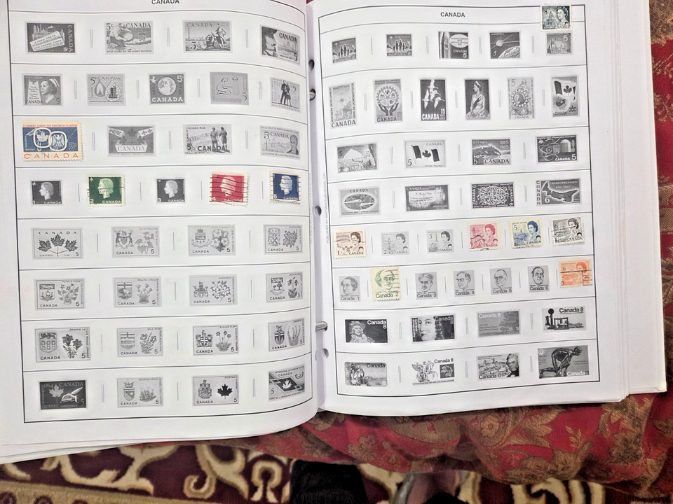 HARRIS TRAVELER STAMP ALBUM IN GREAT CONDITION WITH SOME US&CANADA ...