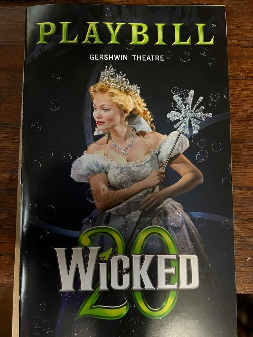 Wicked 20th Anniversary edition playbill Kristen Chenowith musical ...