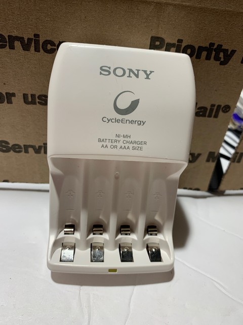 Sony Bcg-34hld Ni-mh AA AAA Cycle Energy Rechargeable Battery Charger ...